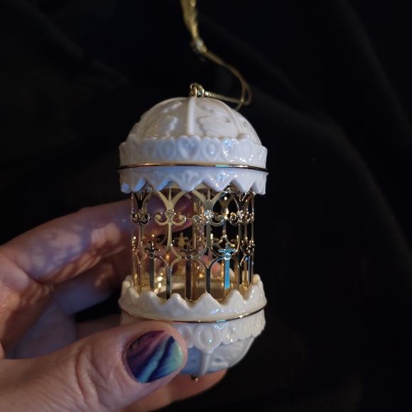 Lenox | Holiday | Lenox White And Gold Holiday Ornamentcelestial ...